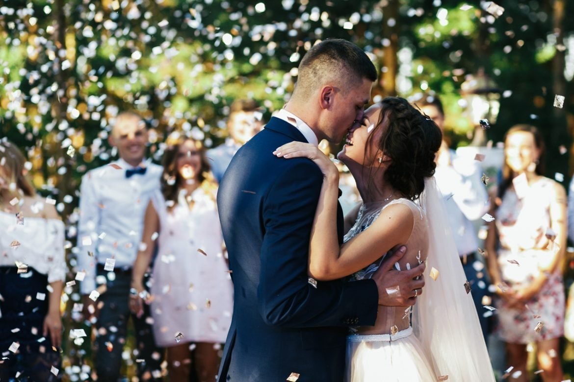 👫123 Piosenki Na Pierwszy Taniec Weselny 2021 I Kurs Tańca Od A Do Z